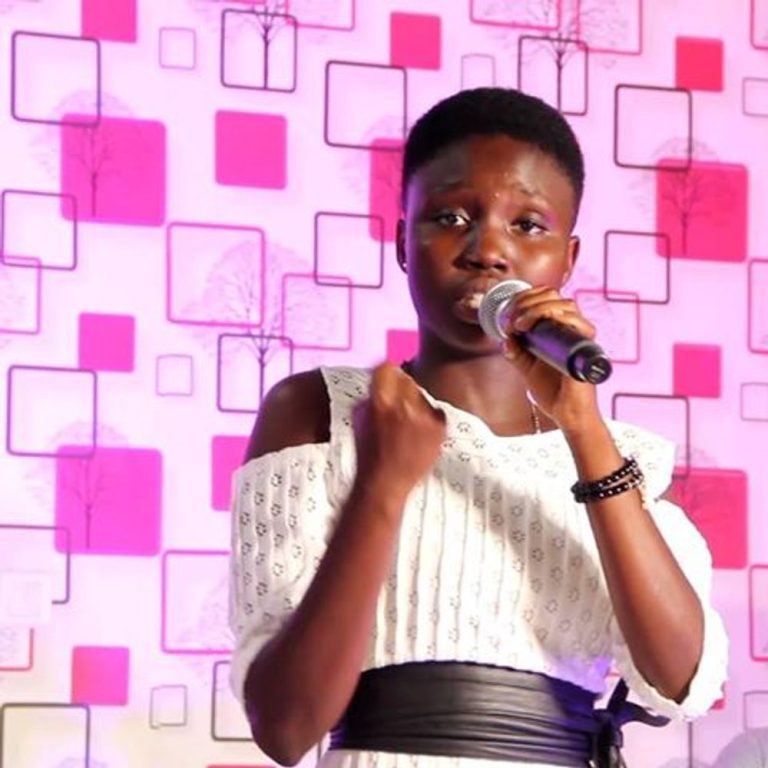 Boatemaa Davelyn – Powerful Twi Worship Ft. Naasei | Hitz360.com